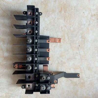 议价变频器A840/ F840 22/30kW端子 品相一般