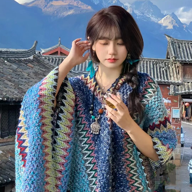披肩女2023新款秋冬民族风云南特色丽江大理斗篷披风外搭时尚洋气