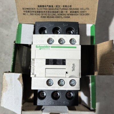 议价交流接触器LC1D32CC7CLC1D25CC7CLC1D38CC7C