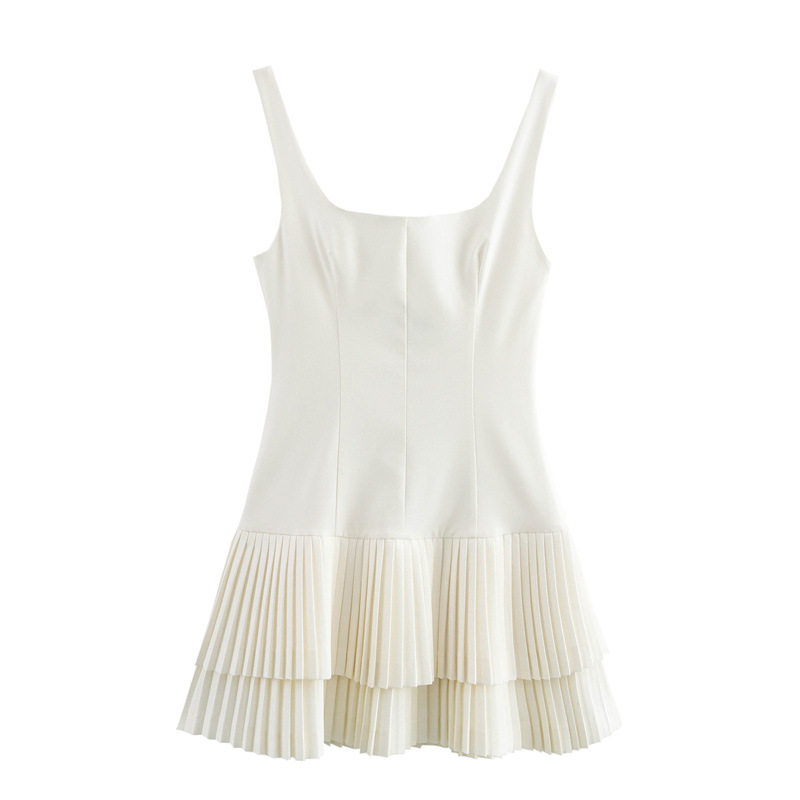 U领修身收腰吊带连衣裙女 U-neck slim fit waist cinching dress