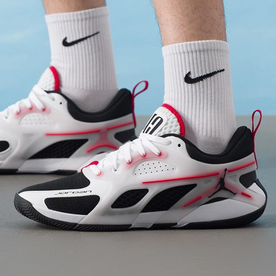 Nike耐克男鞋低帮系带篮球鞋