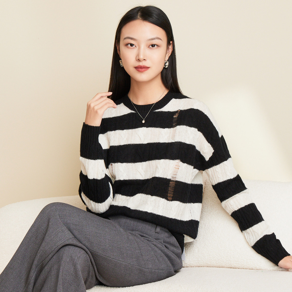 春竹2026春季新款100%纯绵羊毛时尚保暖圆领毛衣女宽松慵懒风套衫