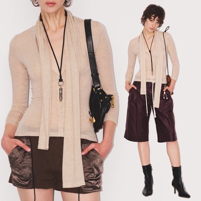 云雾垂坠披巾拉链合体米杏上衣