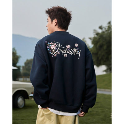 花体图案字母刺绣长袖T恤