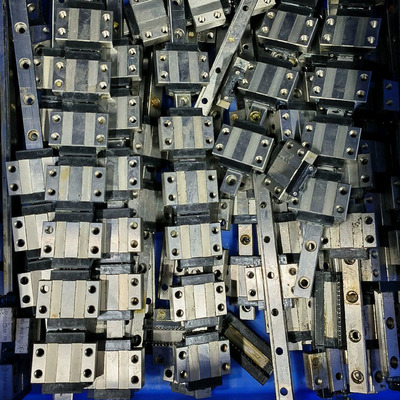 米思米MISUMI SSEBM8/10/13/16 SSEBW9/12/14.16 直线导轨滑块