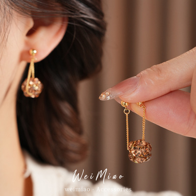 秋冬复古超闪镶钻球球耳环