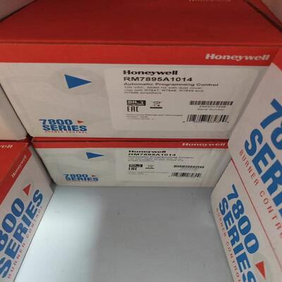 议价RM7895A1014  RM7895B1013 可维修