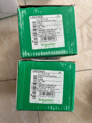 施耐德继电器LRD3363C 数量2个