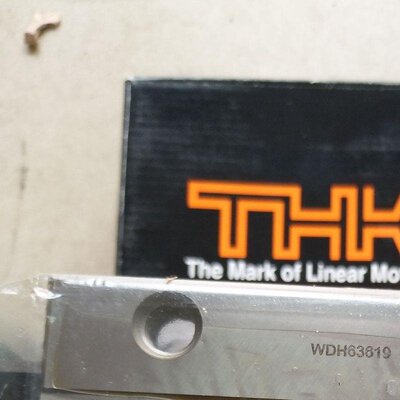 THK H滑块HSR35YR  HSR35YRM  HSR25YR HSR20YR滚轮高速滚珠