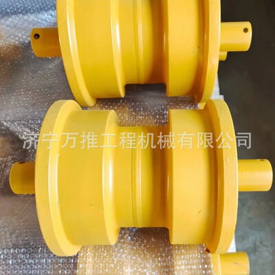 D155A-8 单边支重轮 17A-30-00612   17A-30-15111