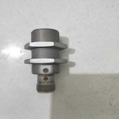 议价全新正品 巴鲁夫 BES M18MF1-PSC50A-S04G-W BES02K9实物