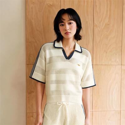 滔搏adidas阿迪达斯三叶草女子运动休闲短袖T恤KX0713