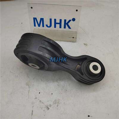 左后发动机支架 50890-SZW-003 50890SZW003