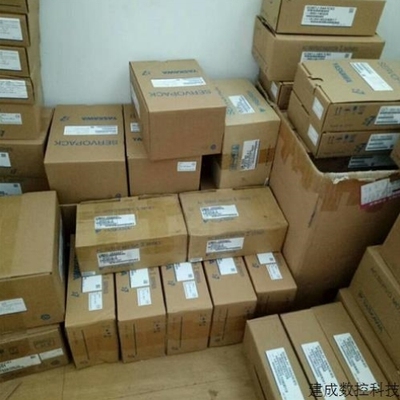 议价议价SGMAV-A5ADA61 SGMAV-01ADA61 SGMAV-A5A3A61 全新现货议