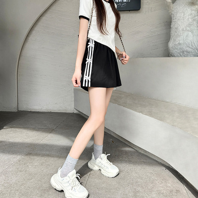 高腰条纹宽松阔腿短裤女