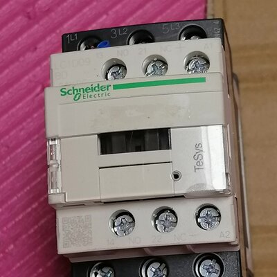 询价LC1D09接触器TeSys系列交流接触器，型号可维修