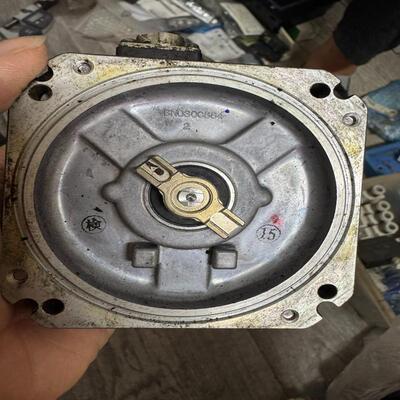 议价OSA105S5A件，有两个，实物，售不可维修