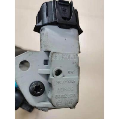 适配富豪S40 S80 XC60 C70 2.4 2.5 2.9 C30 2.0T 3.0T 3.2喷油嘴