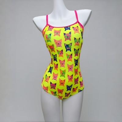 斗牛犬女款修身显瘦连体泳衣