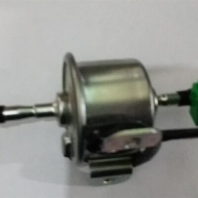 极速久保田688收割机配件 688电子泵 电磁泵G 柴油泵 K3181-52020