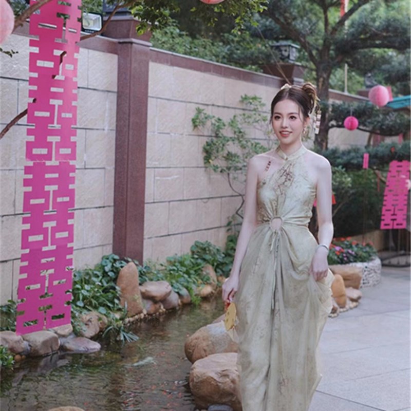 新品新中式小众轻婚纱挂脖网纱礼服晨袍女新娘结S婚拍照连衣裙仙