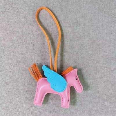极速Famous Desijgner PU Leather Horse Shape Hanger Keychain
