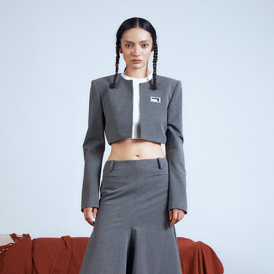 AKTK灰色无领锁扣短外套