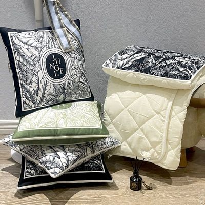 法式抱枕被子两用二合一汽车用办公室午睡空调被旅行被子便携式