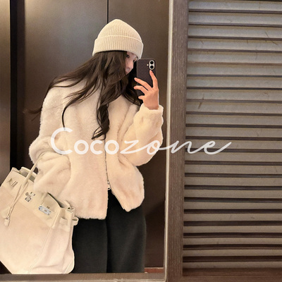 COCO ZONE 刘 一一 “雪芙”西班牙拉贡羊毛皮毛一体皮草CD2A3153