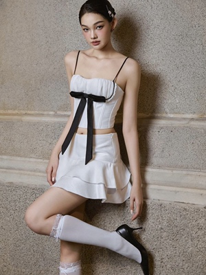 越南正品代购Moulinrose抹胸吊带蝴蝶结上衣+蛋糕半身裙辣妹套装