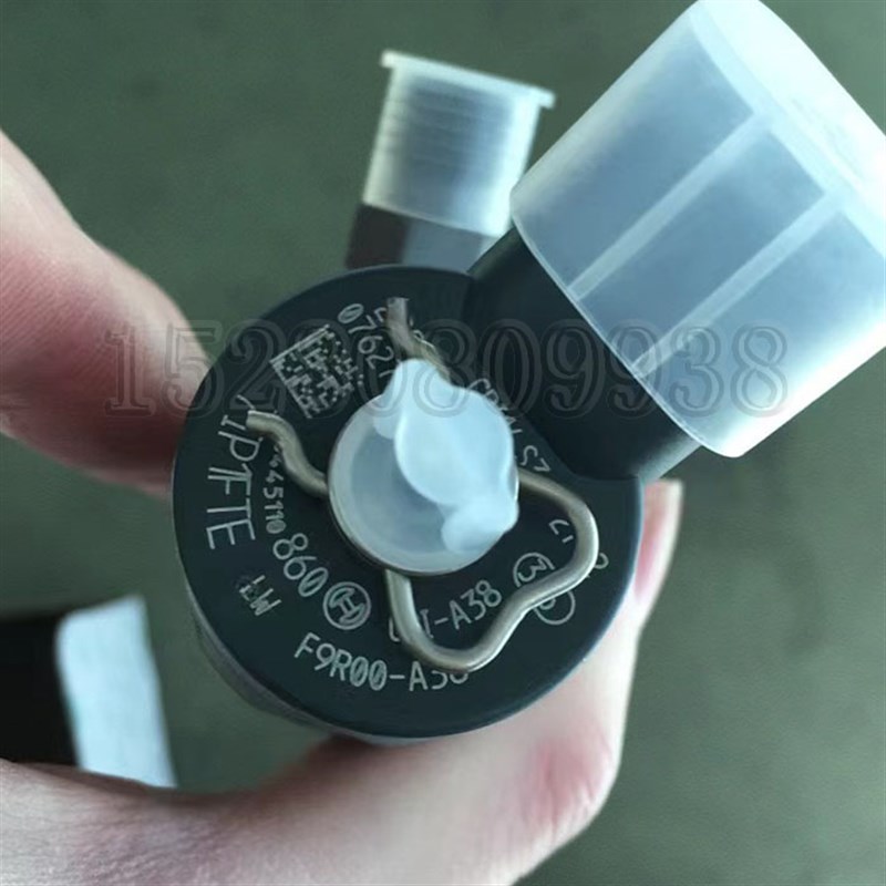 新源远山65/75-8-q9轮式挖掘机配件 新柴直喷电喷发动机喷油嘴总