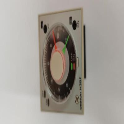 H3BF-N8H H3BF 双循环时间计时器 双定时器 220V