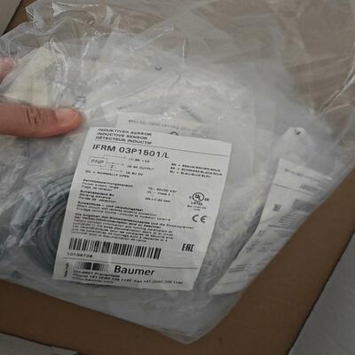 （议价）umer堡盟IFRM 03P1501/L电感式接近开关1