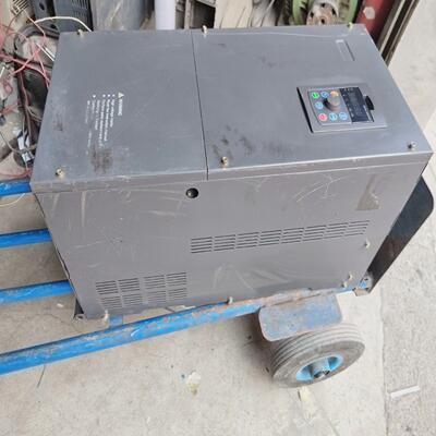 (议价)工厂格立特VC5000变频器VC5000-090G3/1