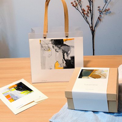 hnf139通用节日生日卡通森系风ins礼盒套装浅色牛皮纸盒伴手礼盒