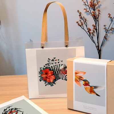 hnf162通用节日生日卡通森系风ins礼盒套装浅色牛皮纸盒伴手礼盒