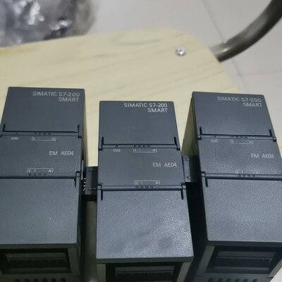 议价6ES7 288-3AE04-0AA0，外观完好无破损可维修