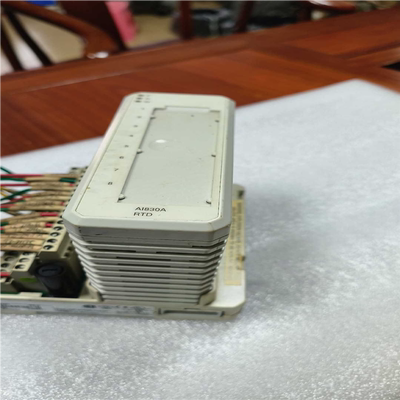 ABB  模块 AI830A  带底座800~询价
