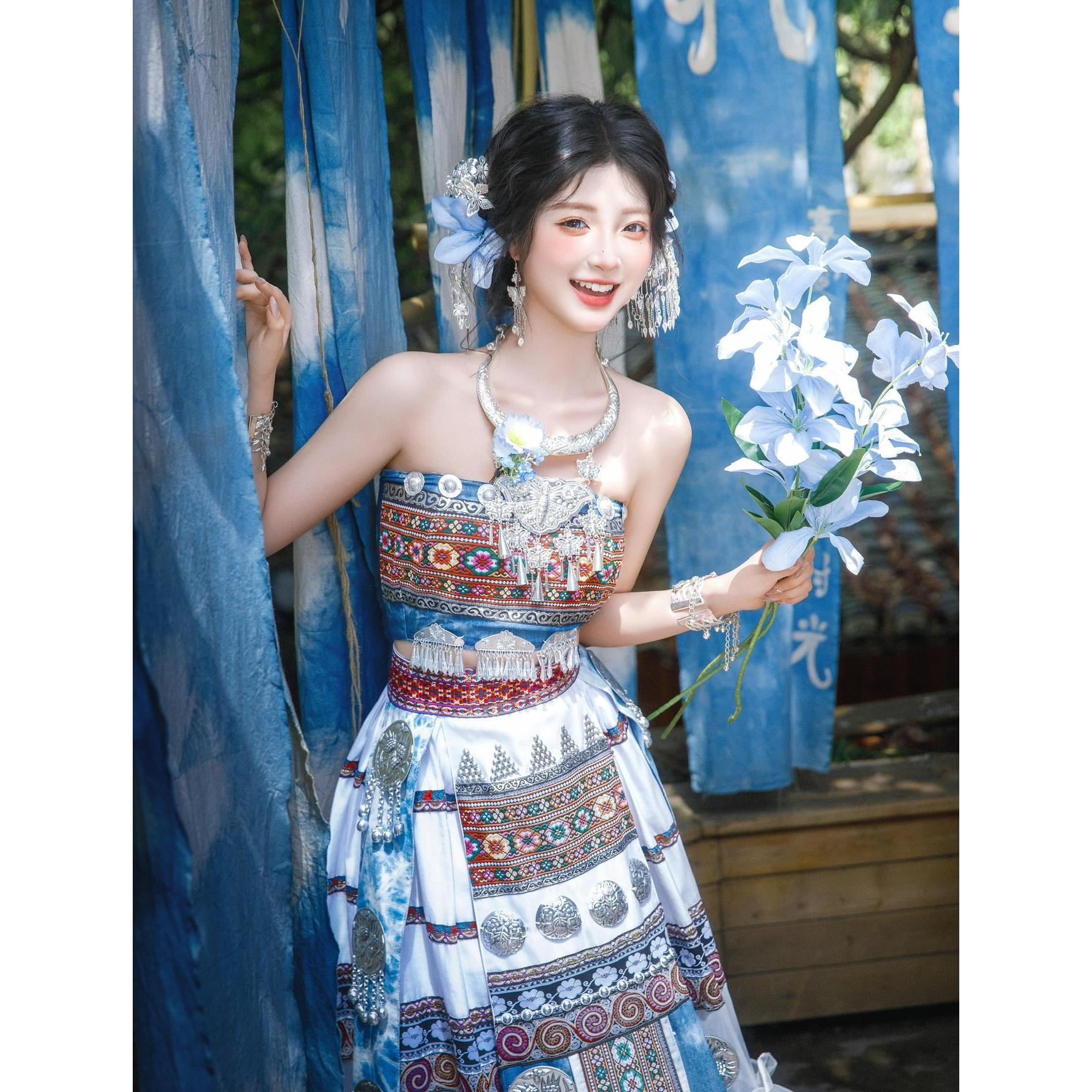 苗族服装女扎染裹胸款苗疆少女少数民族超仙民族旅拍舞台演出服新