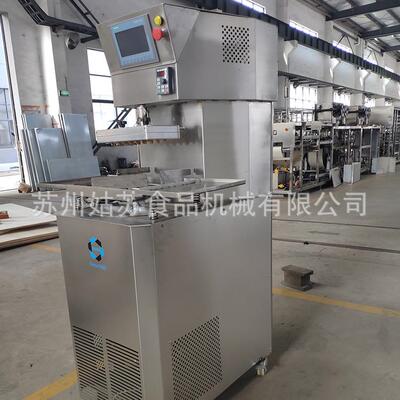 用巧力调机巧商克温力AEI融克化设备巧克力涂层浇注调温机