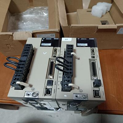 安川驱动器SGDV-5R5A01A002000 ，实物拍摄，~议价