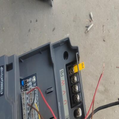 议~四方变频器，E580-4T0090G/4T0011P成色