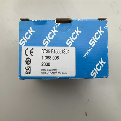 西克DT35-B15551S04 全新未使用  盒码一致~议价