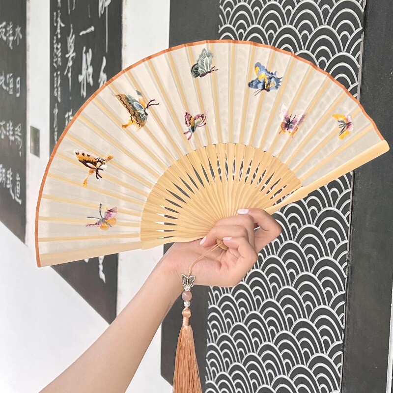 苏州刺绣螺钿折扇古风新中式扇子折叠苏绣汉服舞蹈专用节日送礼