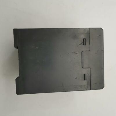 议~7KG6000-8AB/LL继电器控制器，电压100-