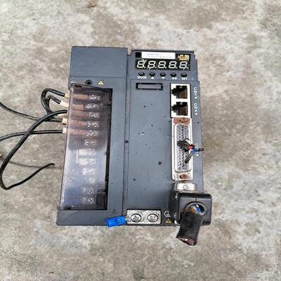 (议价)IS620PT5R4I-C汇川驱动器1.5KW外观差。