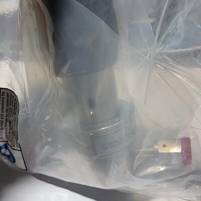 1/4fvcr调压阀 Aptech VCR接口 工业气压调压装置议价维修