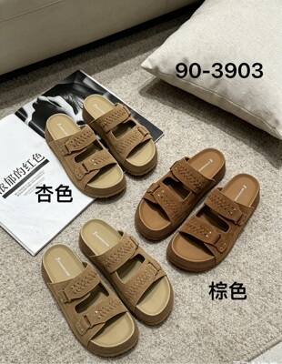 七彩青春.官网正品2026新款时尚圆头厚底女休闲凉拖鞋90-3903