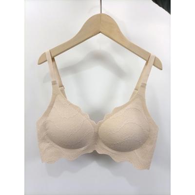 花蕾丝无缝亲密小乳房托举妇女固定杯桑蚕丝无线花果冻带胸罩的妇