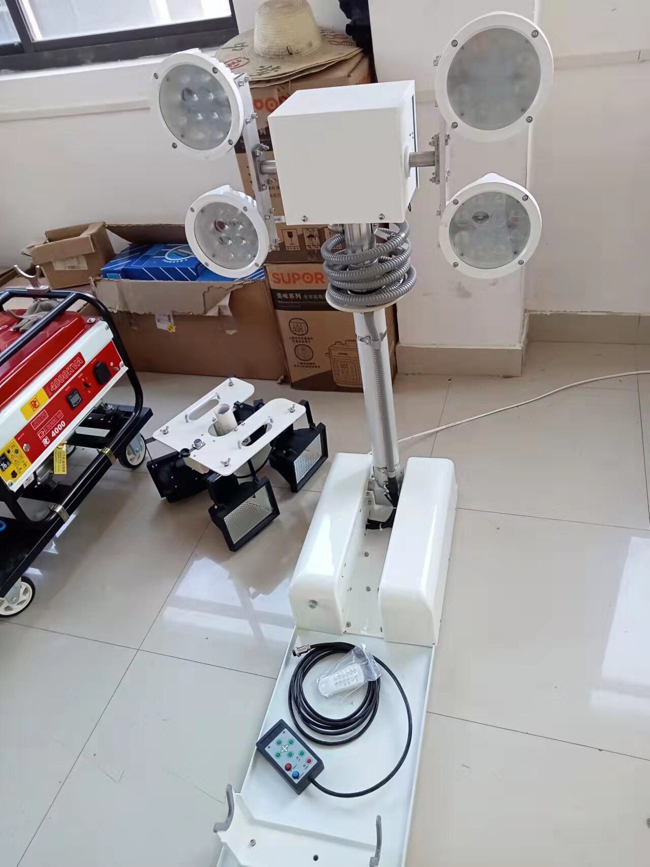 源头厂家供应:车载移动照明应急灯升降式照明器材